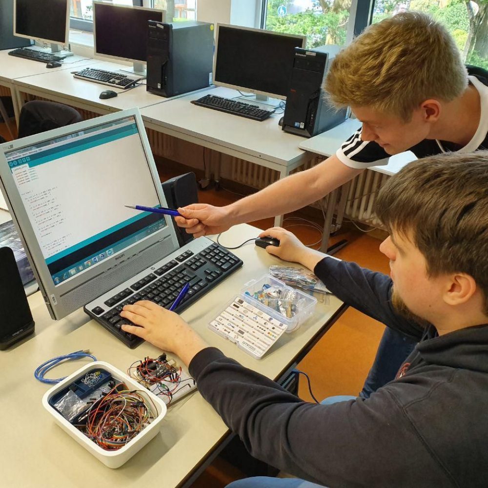 Informationstechnik - BZTG - Bildungszentrum für Technik und Gestaltung ...